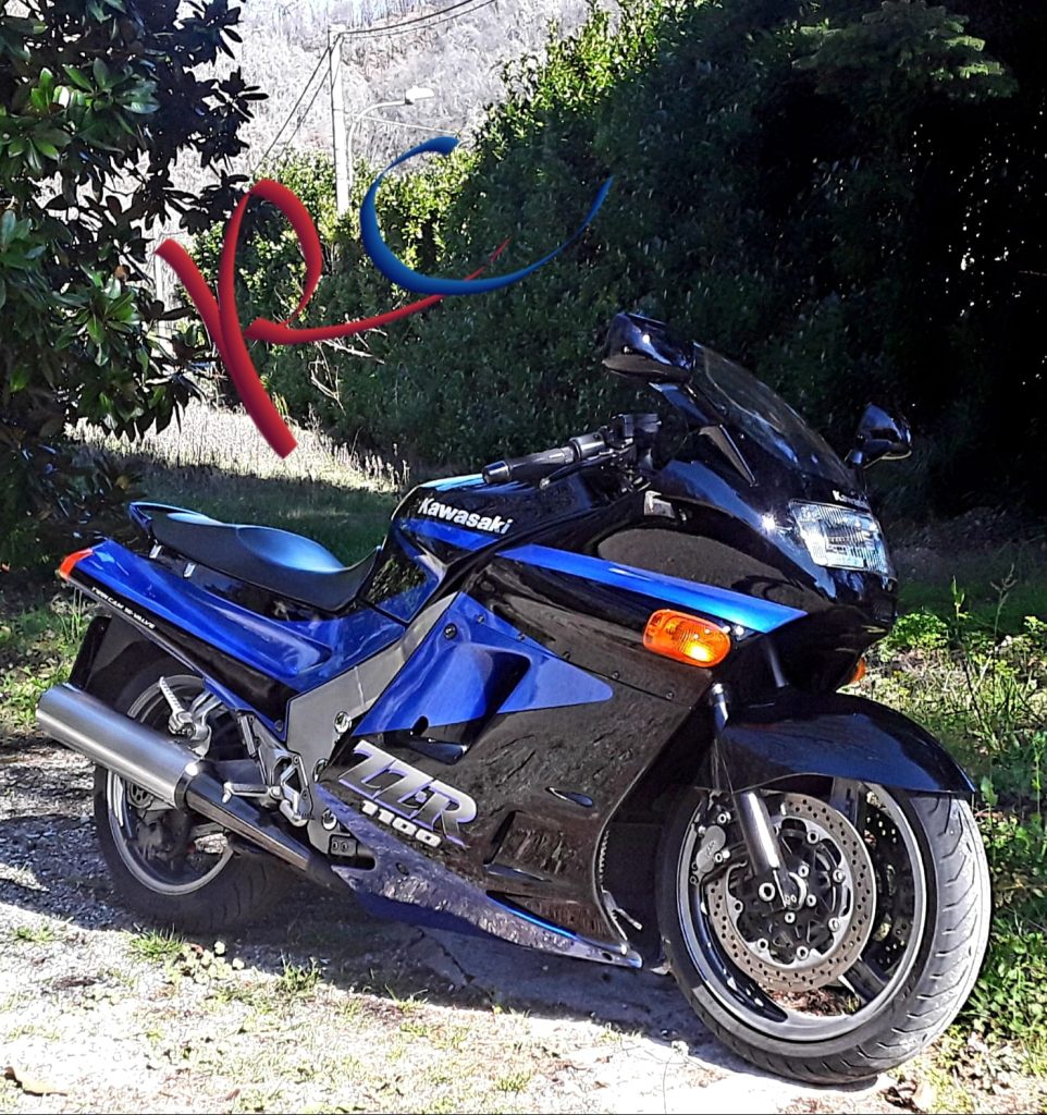Riding Classics 90s: Kawasaki ZZR 1100 – 125 Stradali